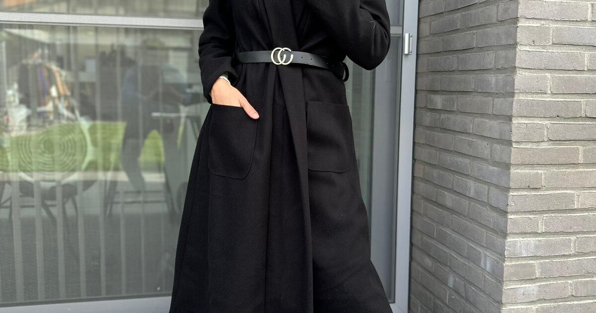 Jas met riem in zwart | Diva Fashion