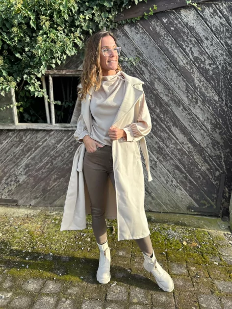 Body in beige | Diva Fashion