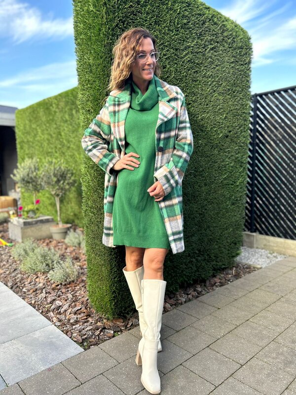 Jas in groene ruit en binnenvoering | Diva Fashion